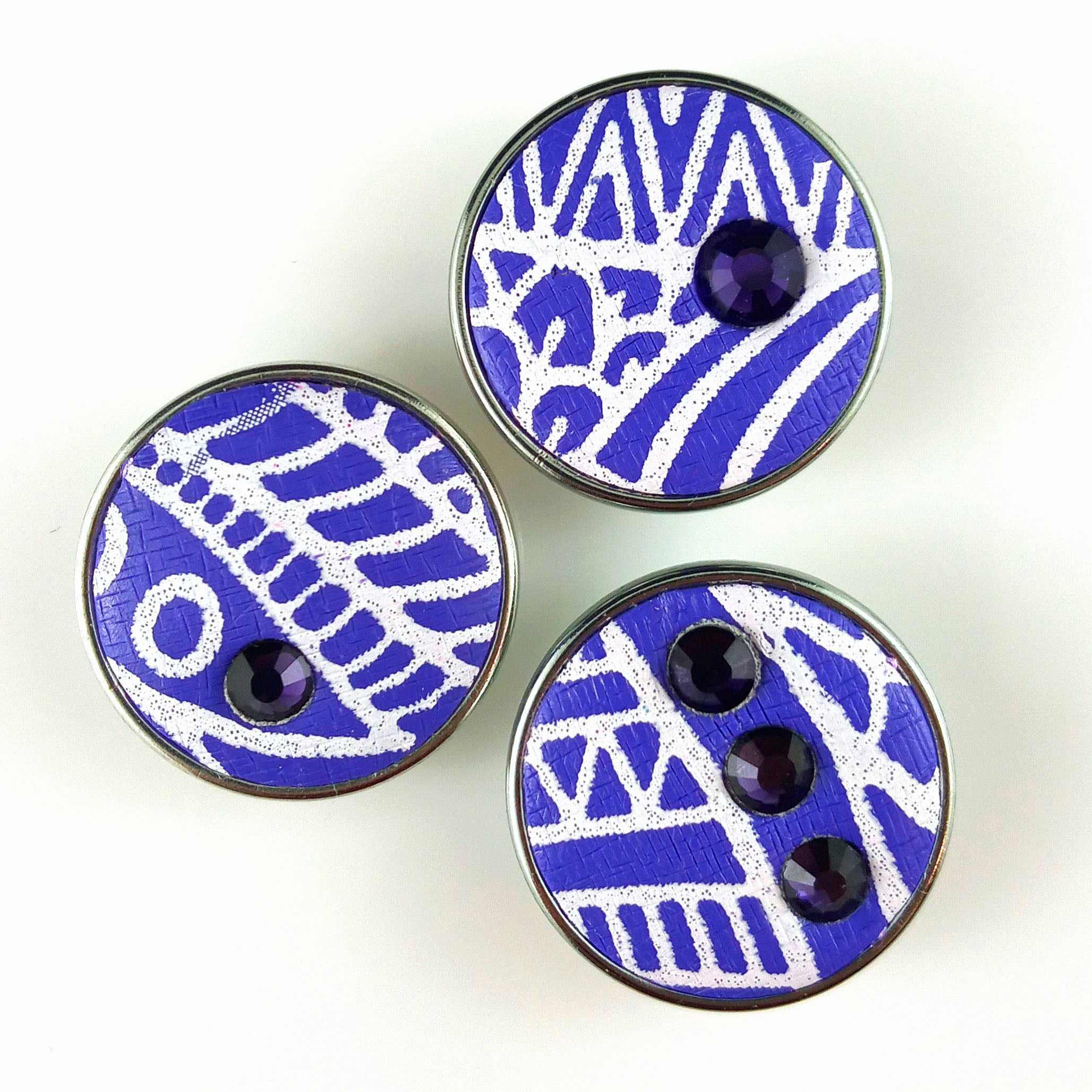 Graphic Print Snaps in Very Peri & White - Assorted Styles | 2 Good ...