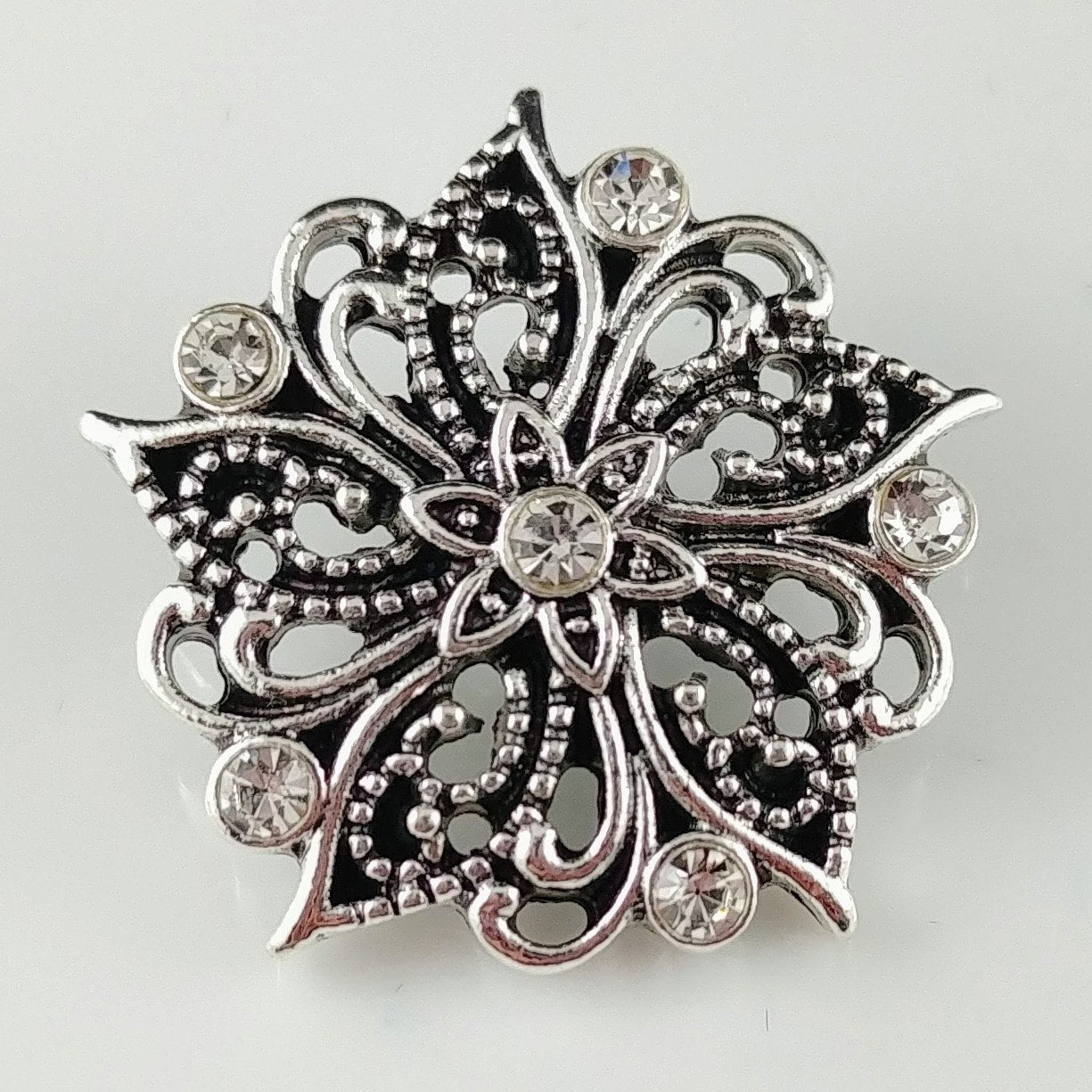 Vintage Lace Flower Snap | 2 Good Claymates