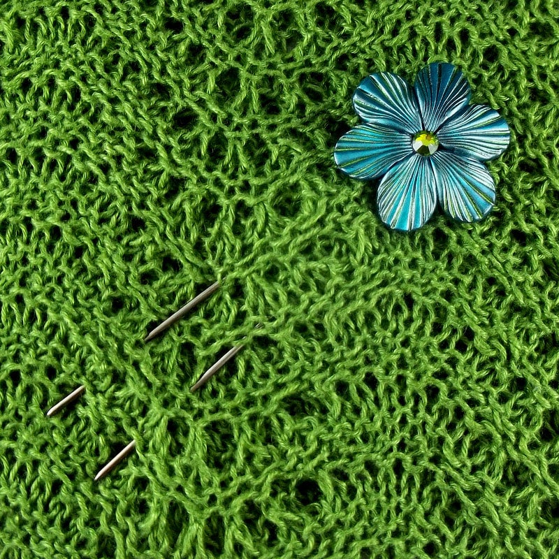 Large Sculpted Jewel-tone Flower Snap - Assorted Colors | 2 Good Claymates